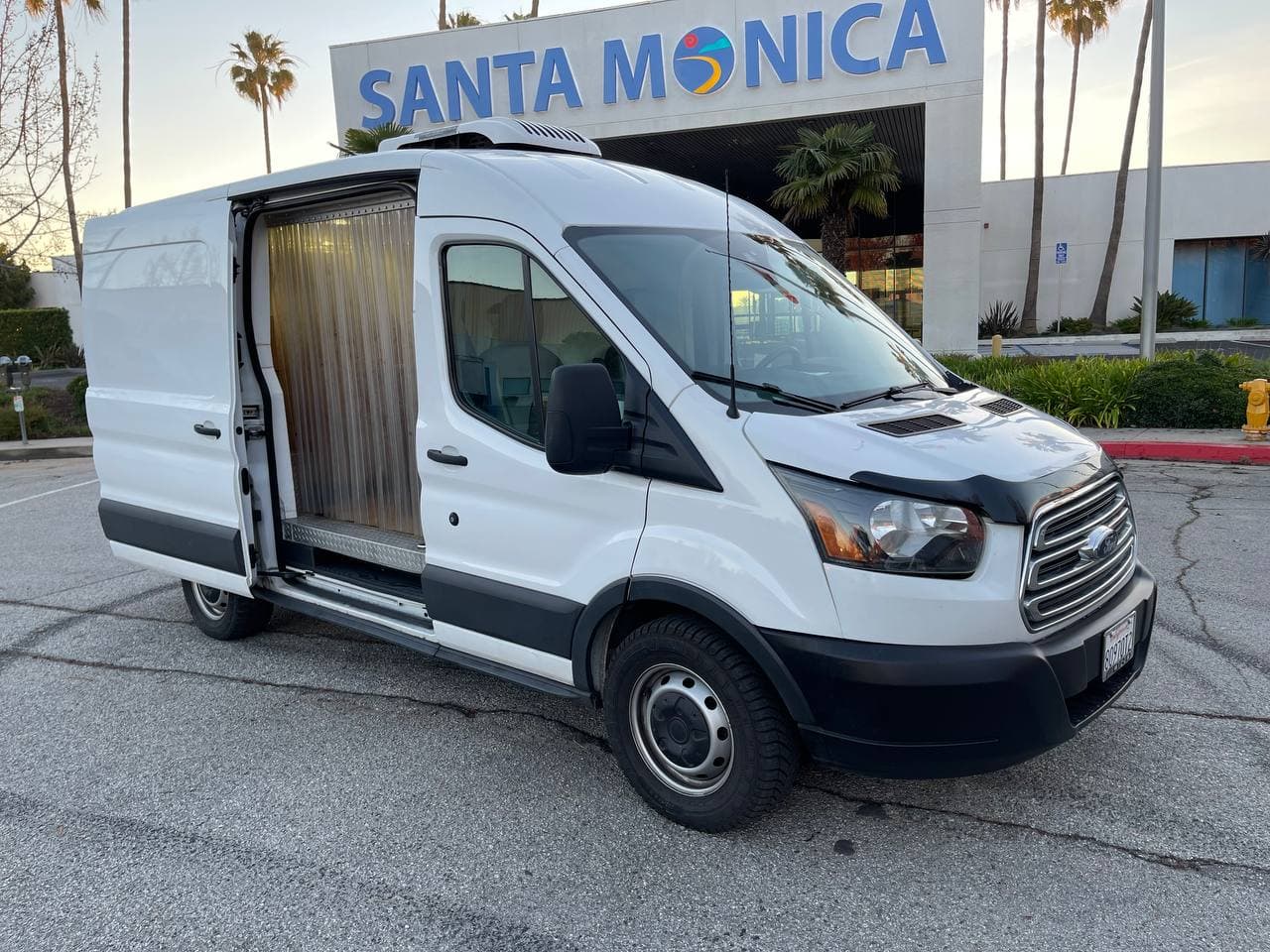 Refrigerated Freight Shipping and Temperature Controlled Freight Service